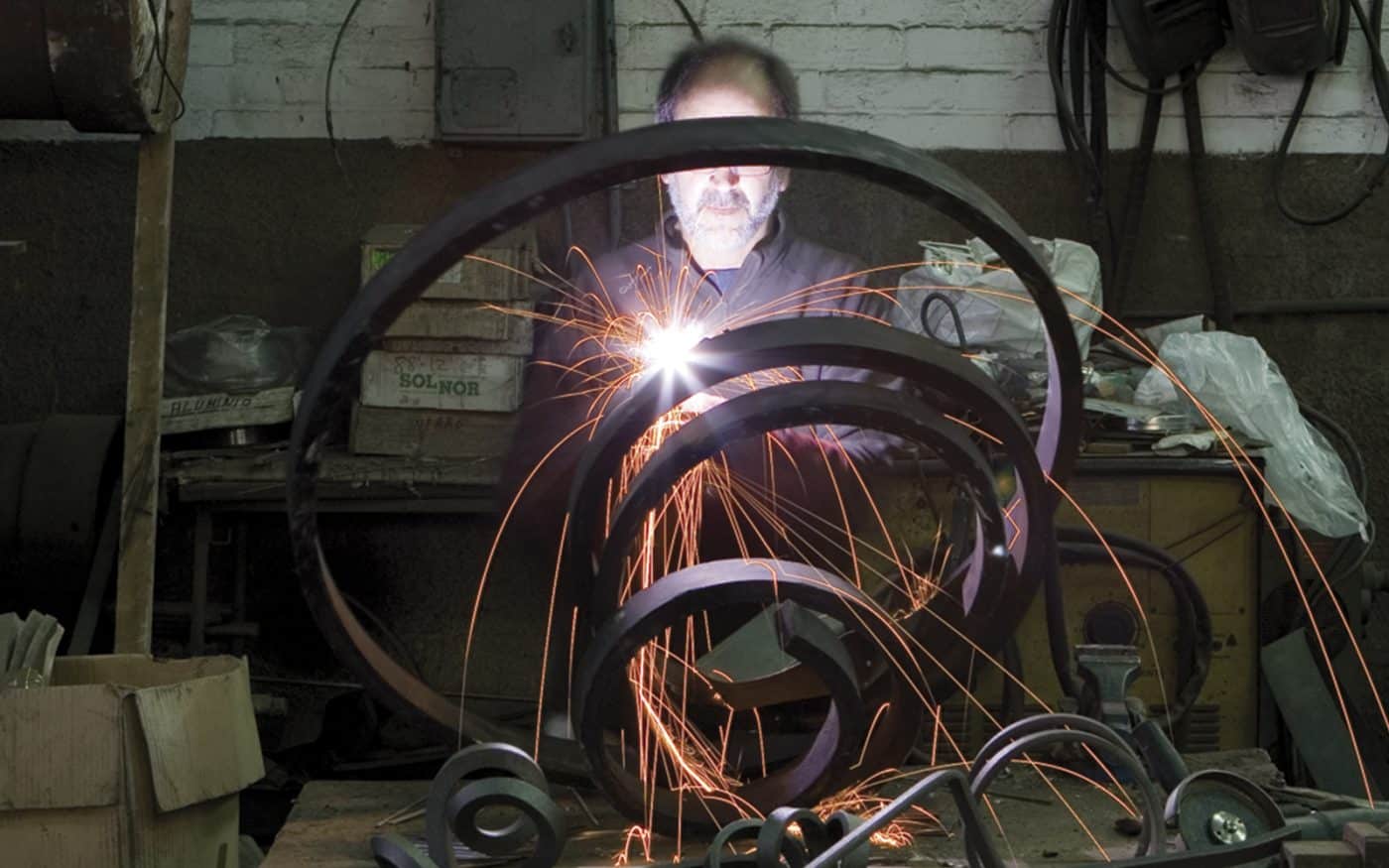 El jarrero José Antonio Olarte exhibe en Madrid su última colección de ...